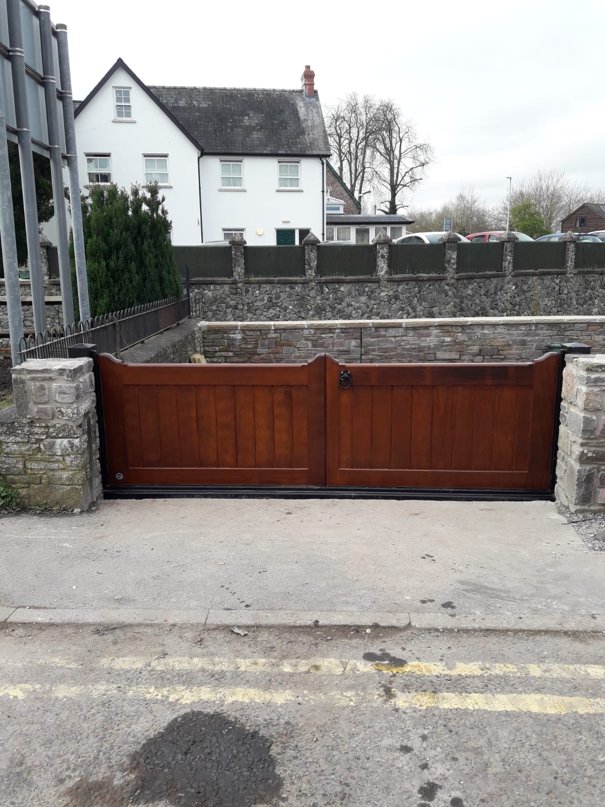 Timber Flood Gates - Lakeside Flood Solutions UAE